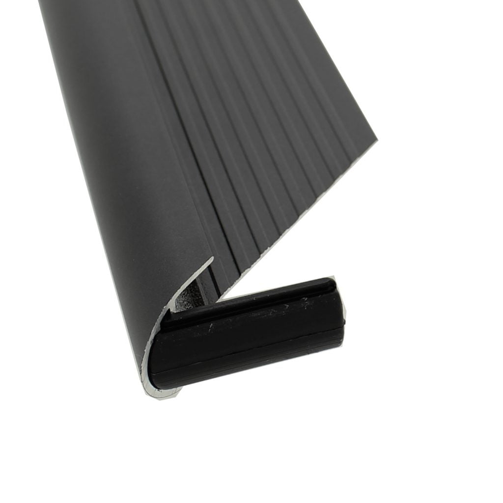 Aluminium Daktrim naar eigen ontwerp. Direct uit voorraad geleverd.